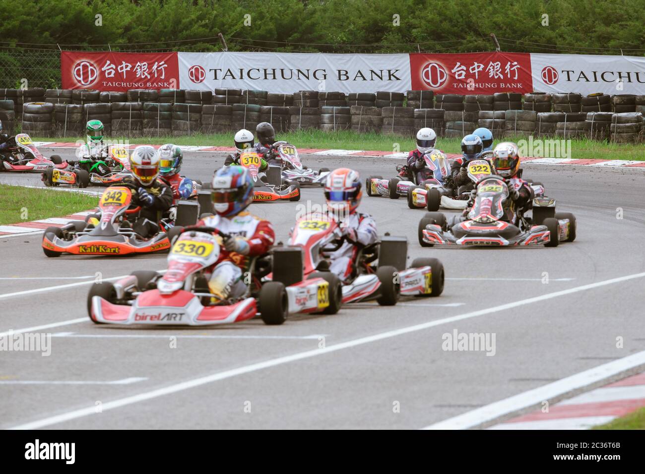 Kart racers hi-res stock photography and images - Alamy