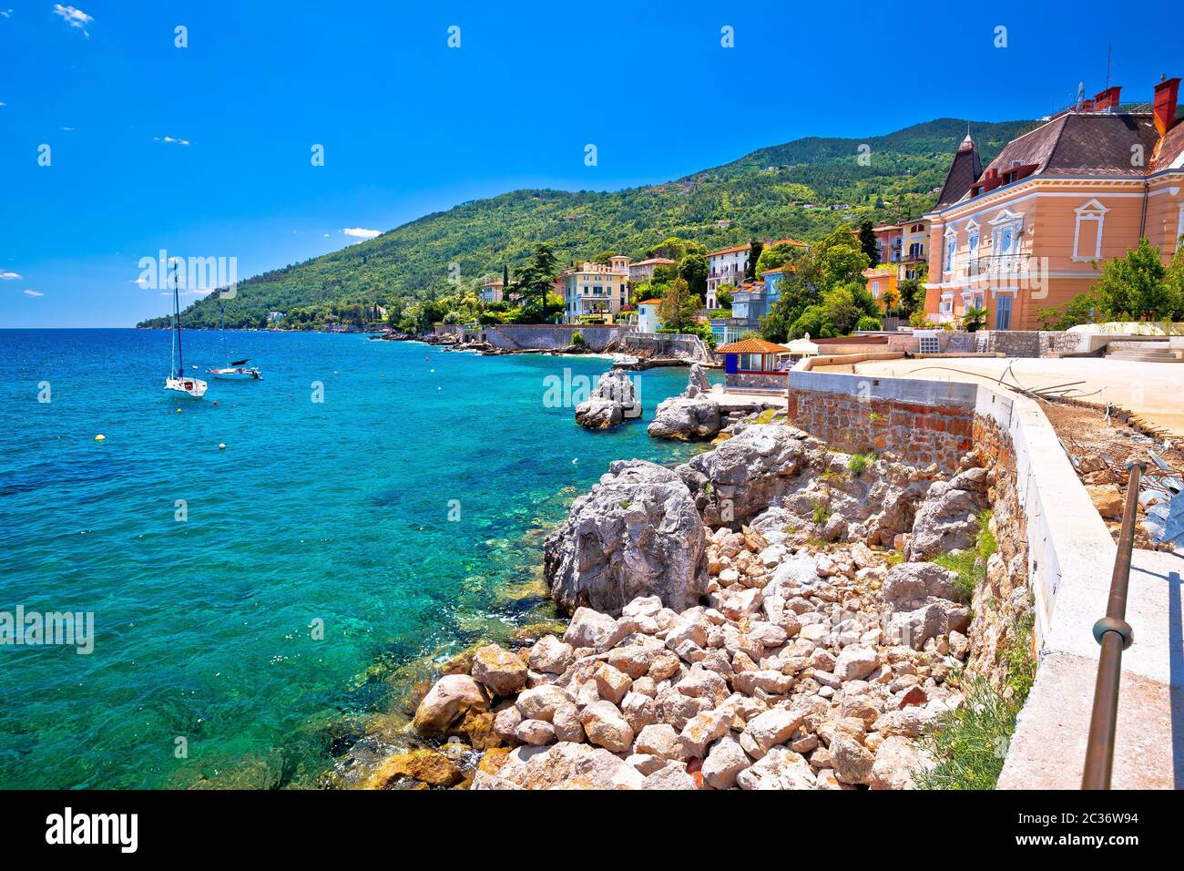 Town of Lovran coastline villas and turquoise sea view, Kvarner bay of ...
