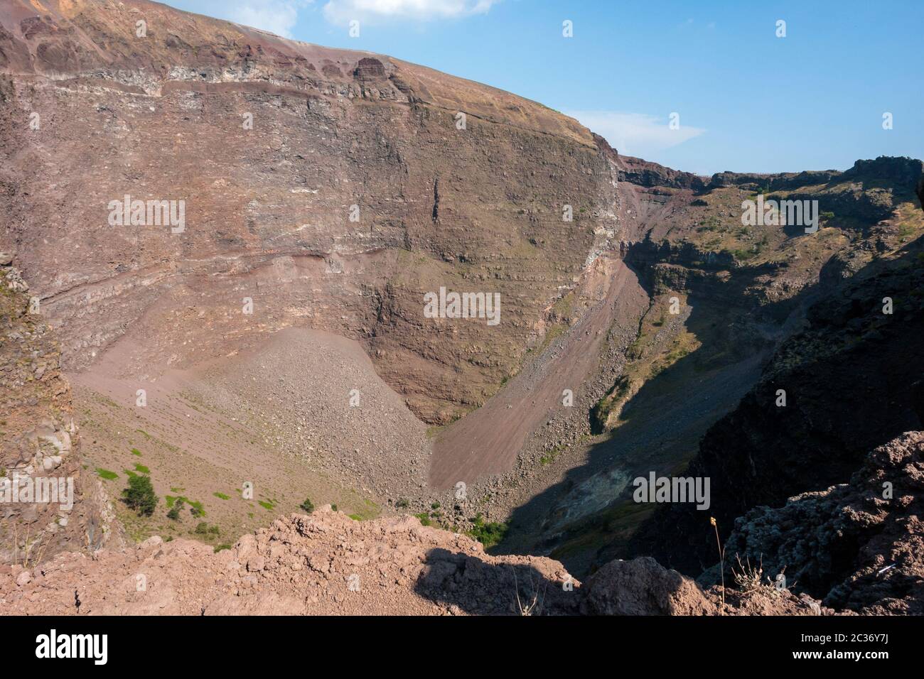 Crater volcano mount vesuvius above hi-res stock photography and images ...