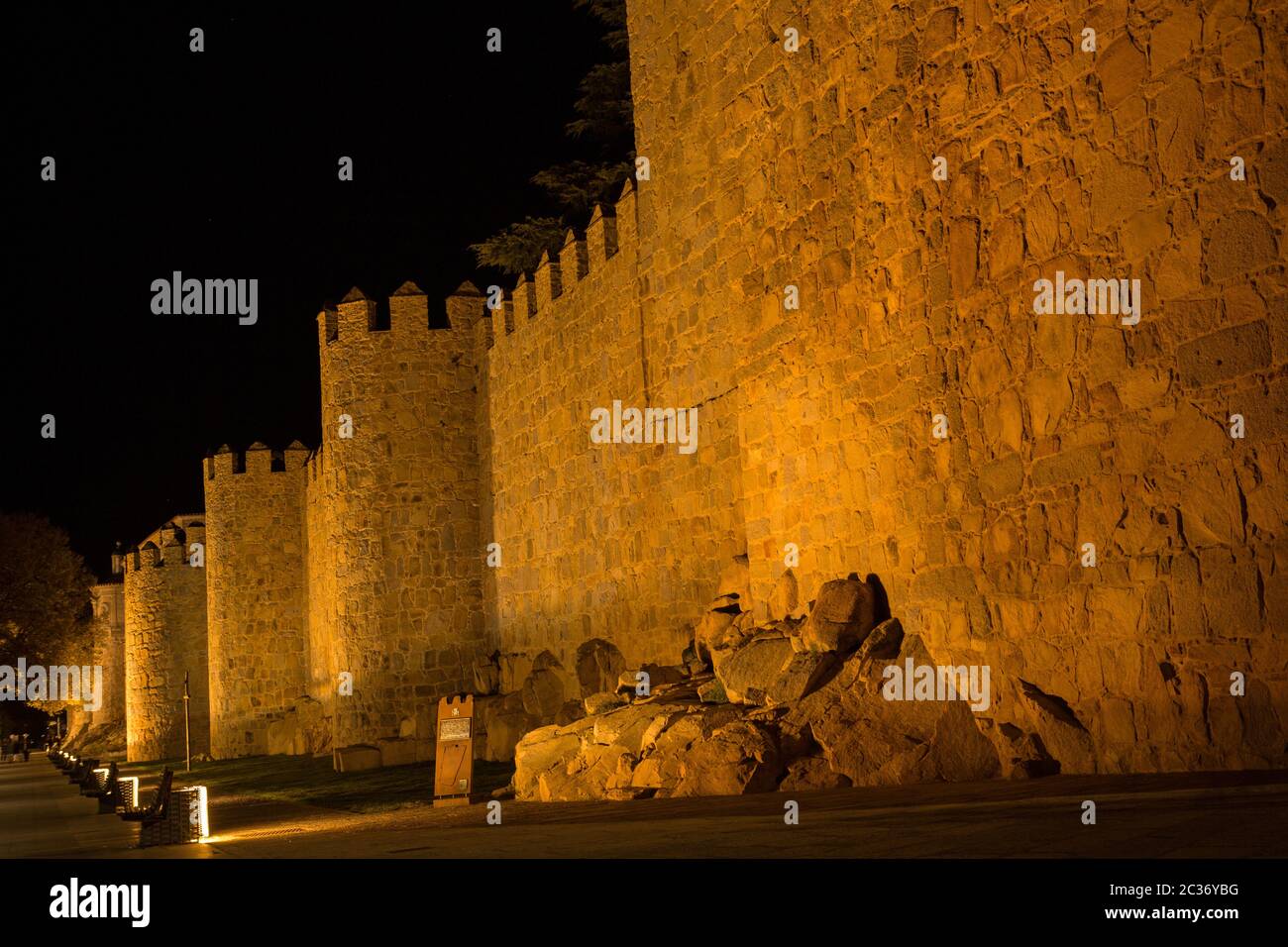Avila at night, Castile and Leon, Spain Stock Photo - Alamy