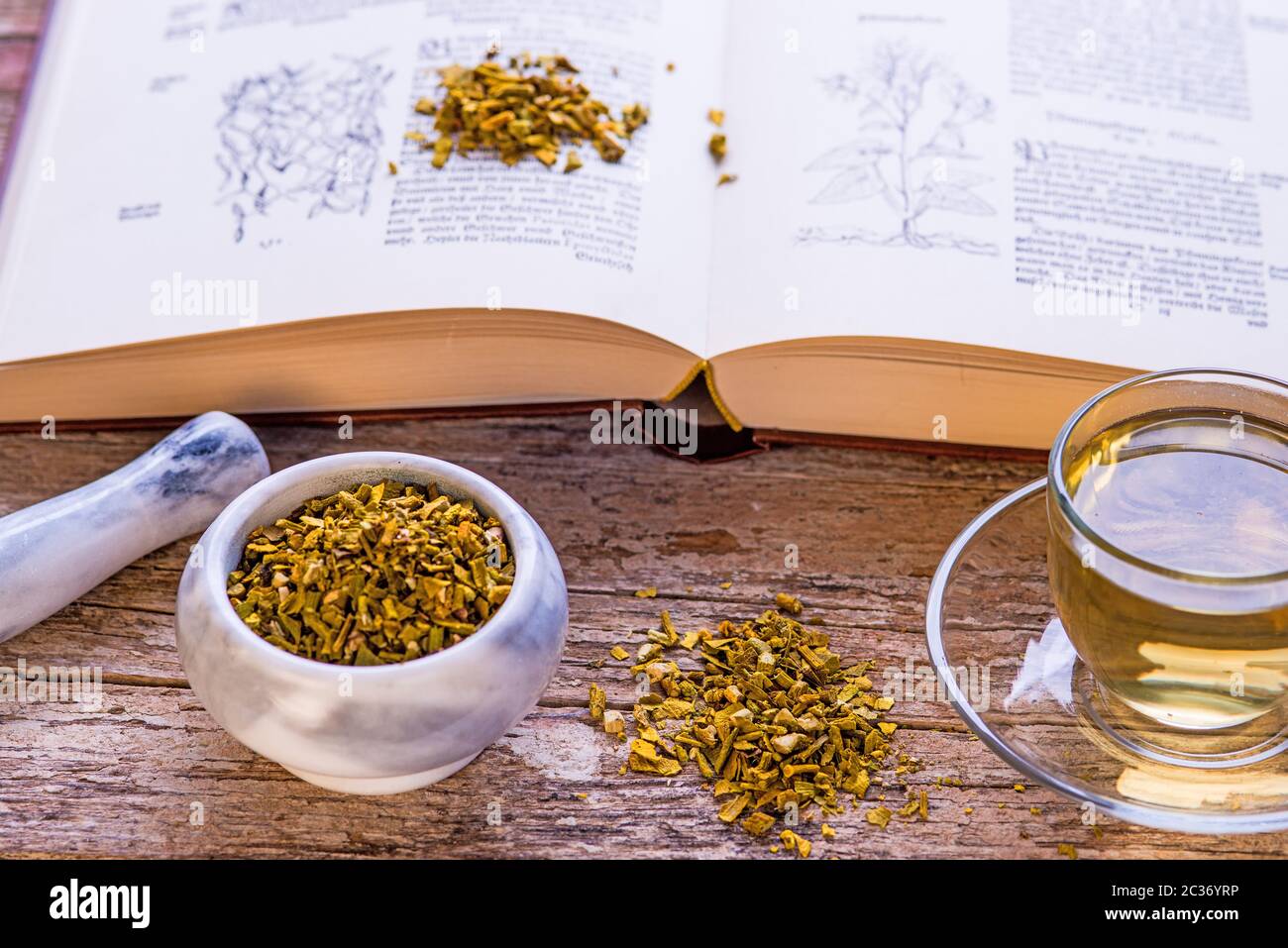 Medieval healing herb hi-res stock photography and images - Alamy