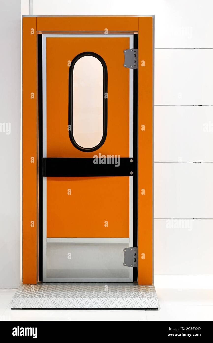 Reefer door hi-res stock photography and images - Alamy