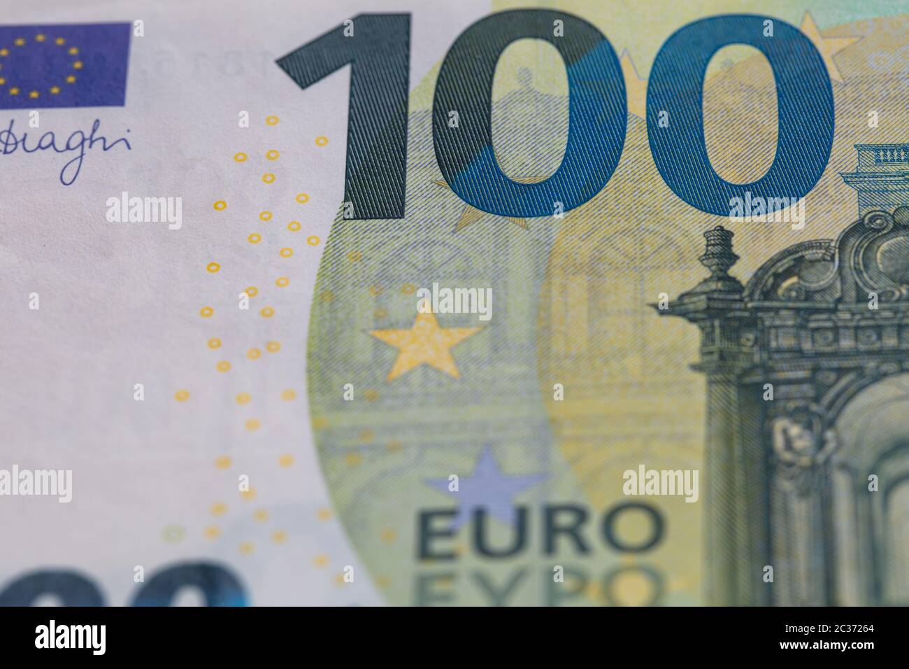 closeup of 100 euro banknote Stock Photo - Alamy