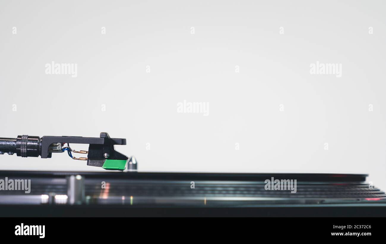 Close-up of modern turntable vinyl record player with music plate ...