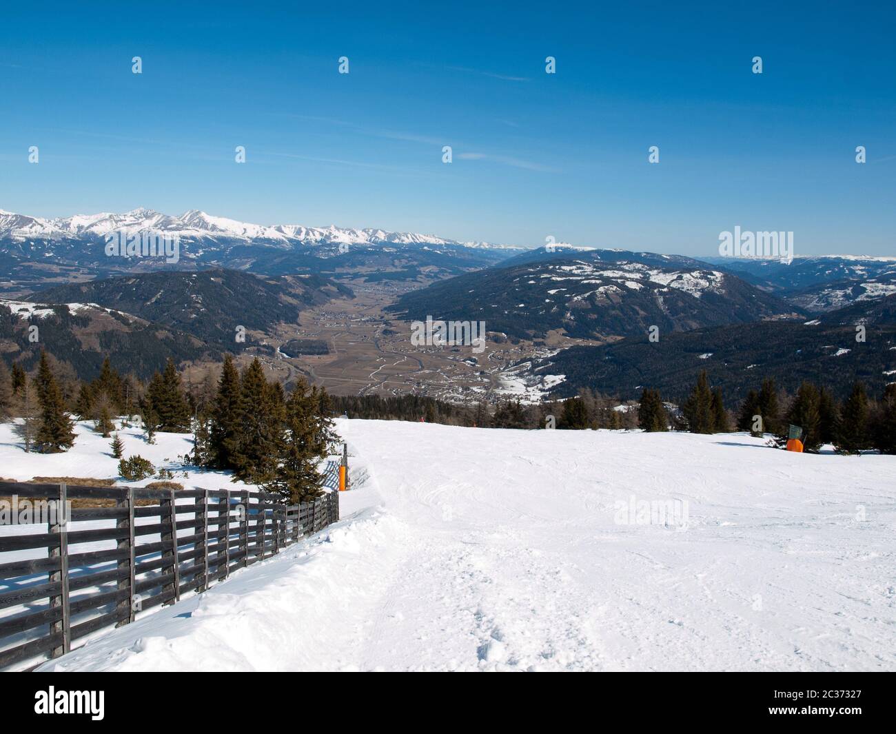 Glacier ski area stubai glacier hi-res stock photography and images - Alamy