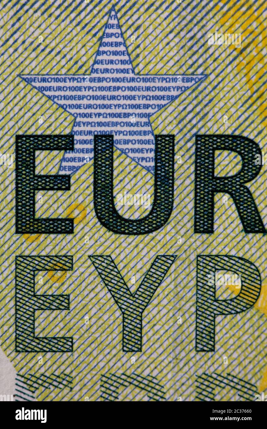 closeup of 100 euro banknote Stock Photo - Alamy