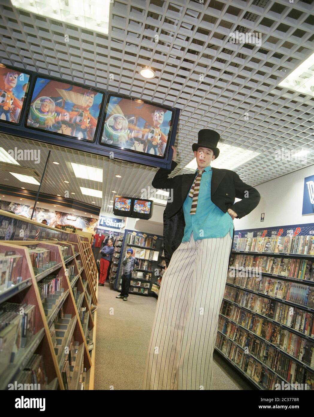 The opening of portland walk shopping centre hi-res stock photography ...