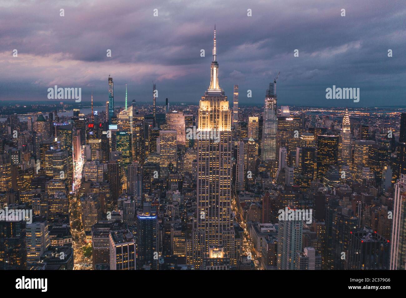 Breathtaking View of the Empire State Building at Night in Manhattan ...