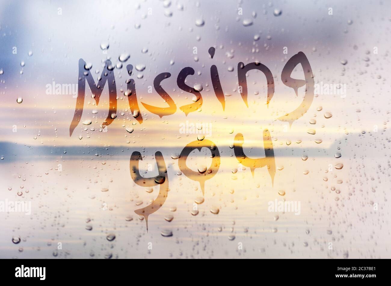 Raindrops splatter on glass hi-res stock photography and images - Alamy