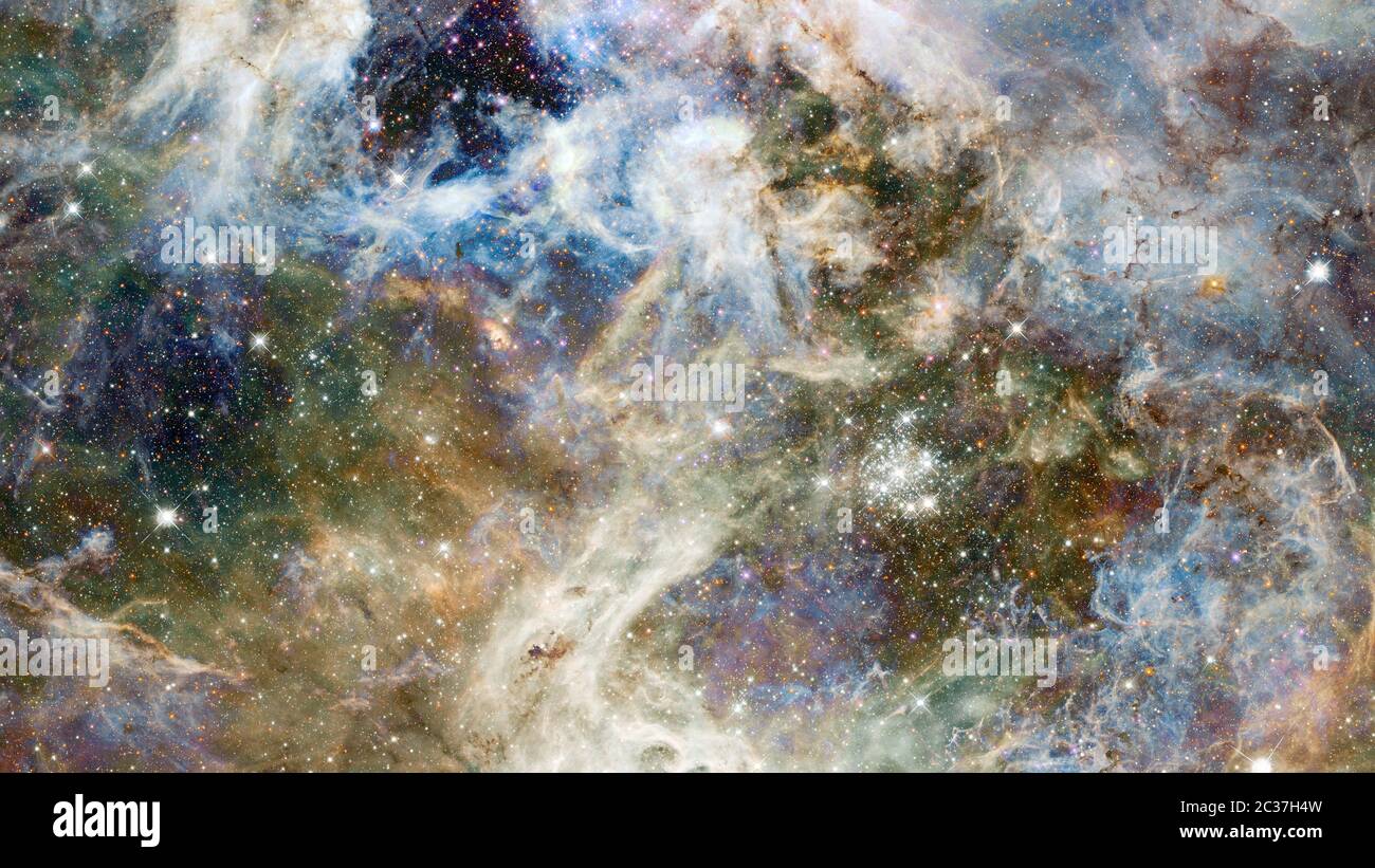 Extreme star cluster bursts into life in new Hubble image. Elements of ...