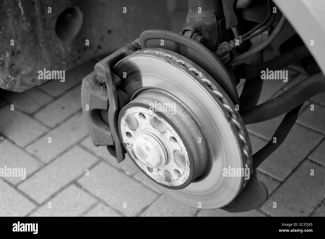 Car ventilated brake disc hi-res stock photography and images - Alamy
