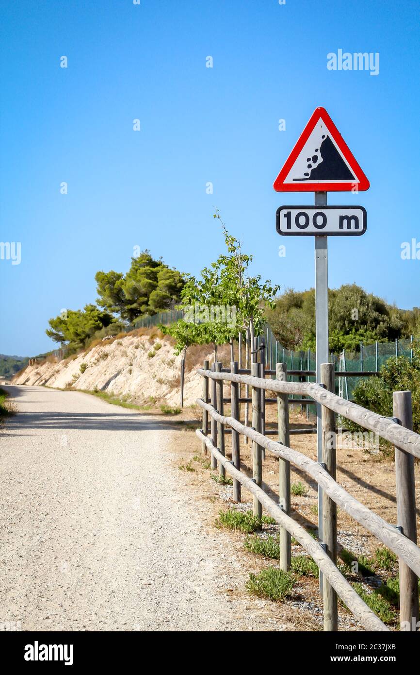 a road sign loose rock, attention scree Stock Photo - Alamy