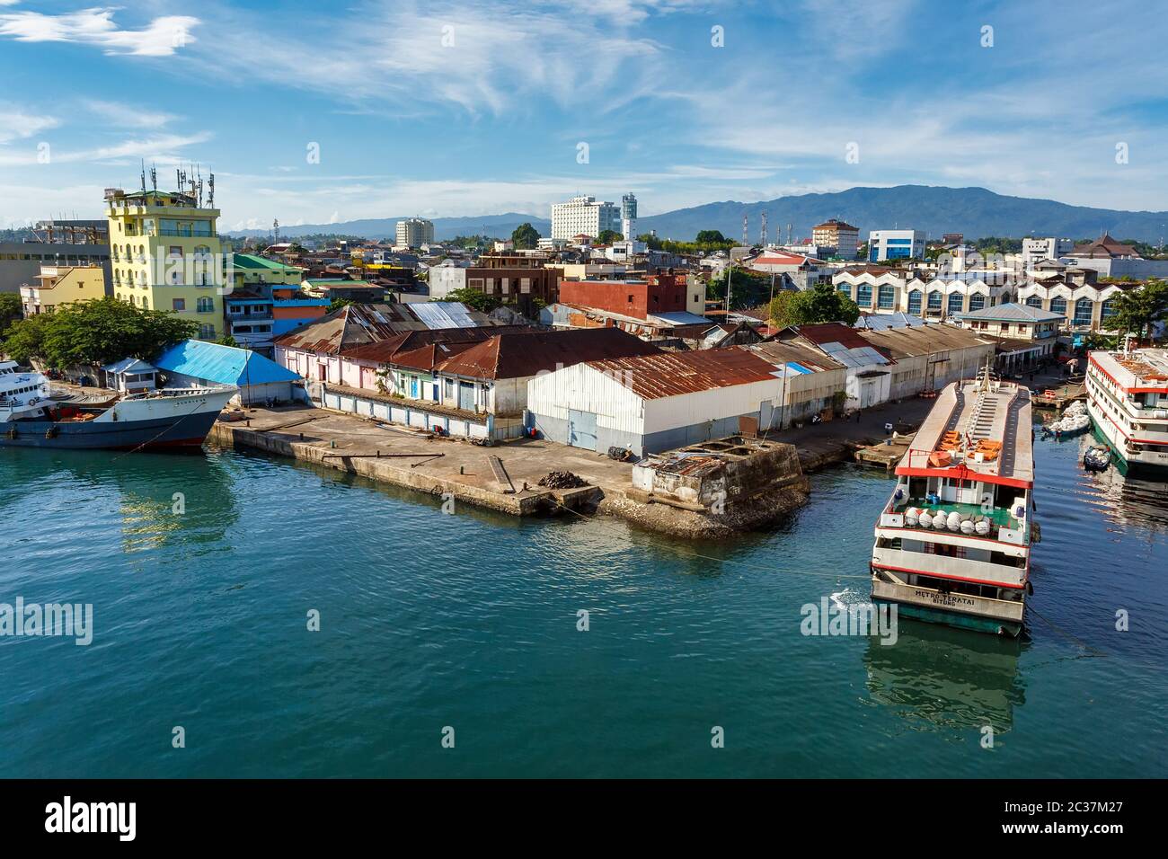 Manado port hi-res stock photography and images - Alamy