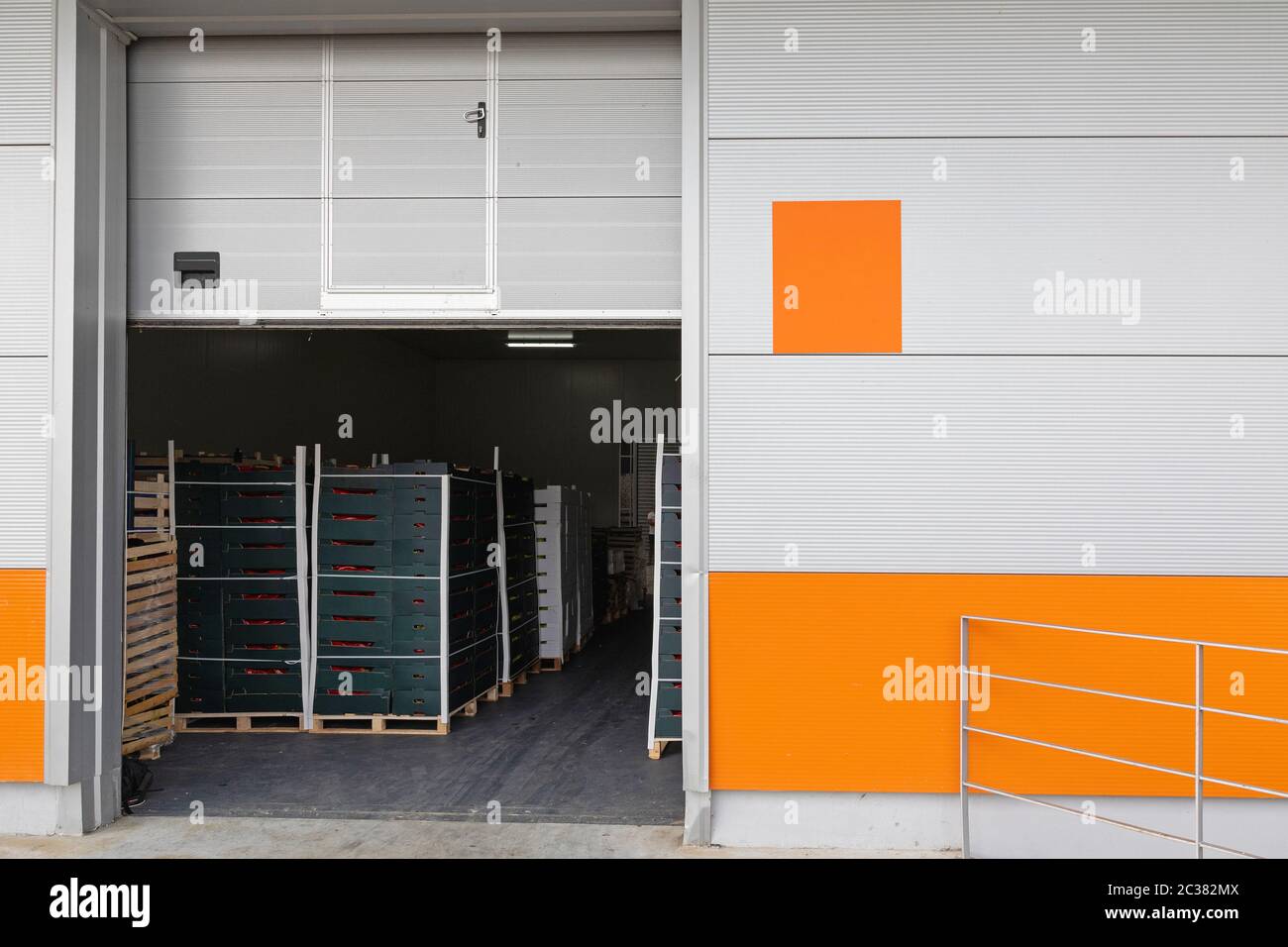 Cargo Door at Distribution Warehouse Loading Dock Stock Photo - Alamy