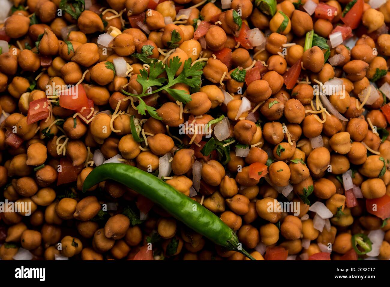 Chana chaat hi-res stock photography and images - Alamy