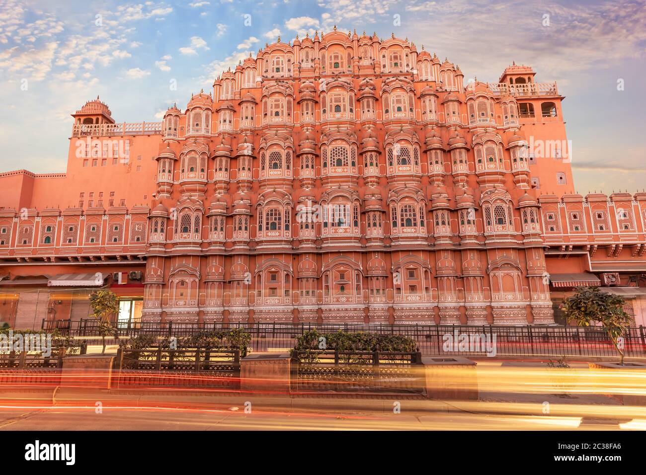 Foreign tourist in indian hi-res stock photography and images - Alamy