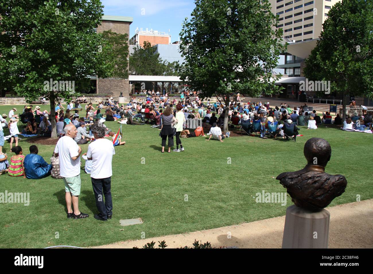 The sculpture in tribute of Nelson Mandela at the University of New ...