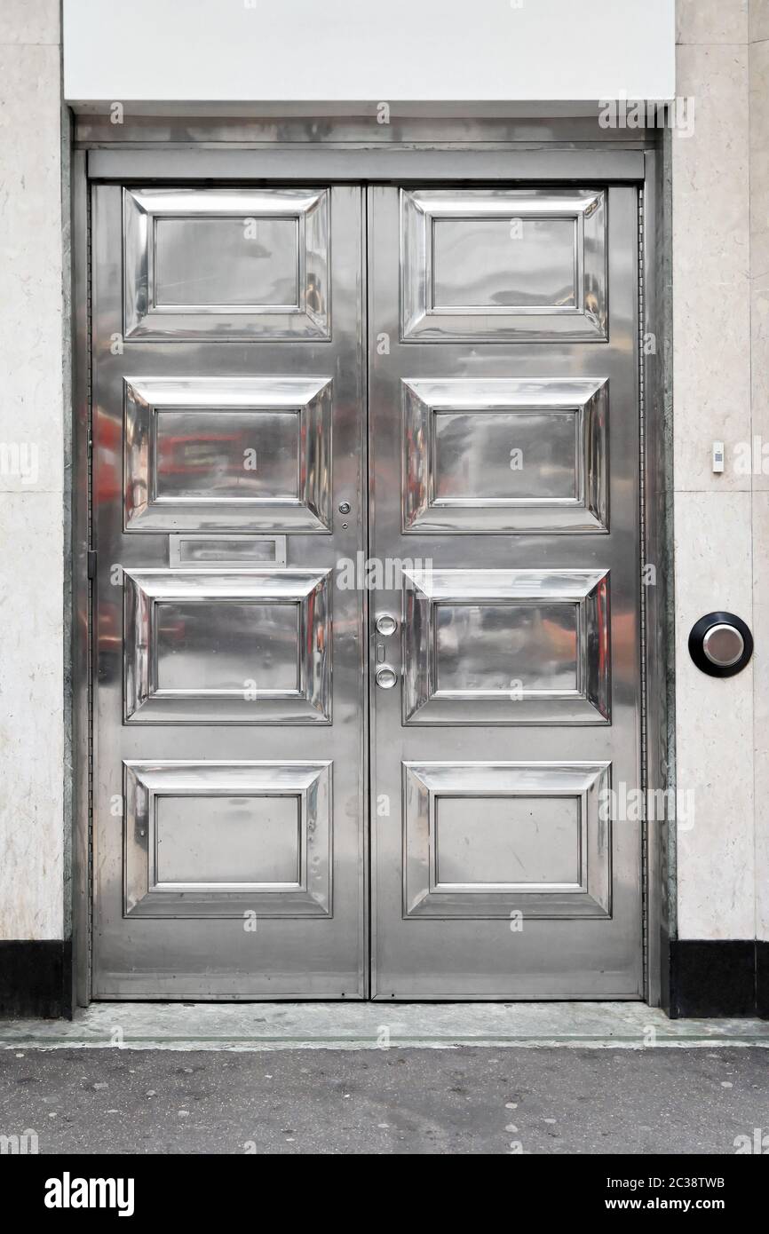 Silver double doors hi-res stock photography and images - Alamy