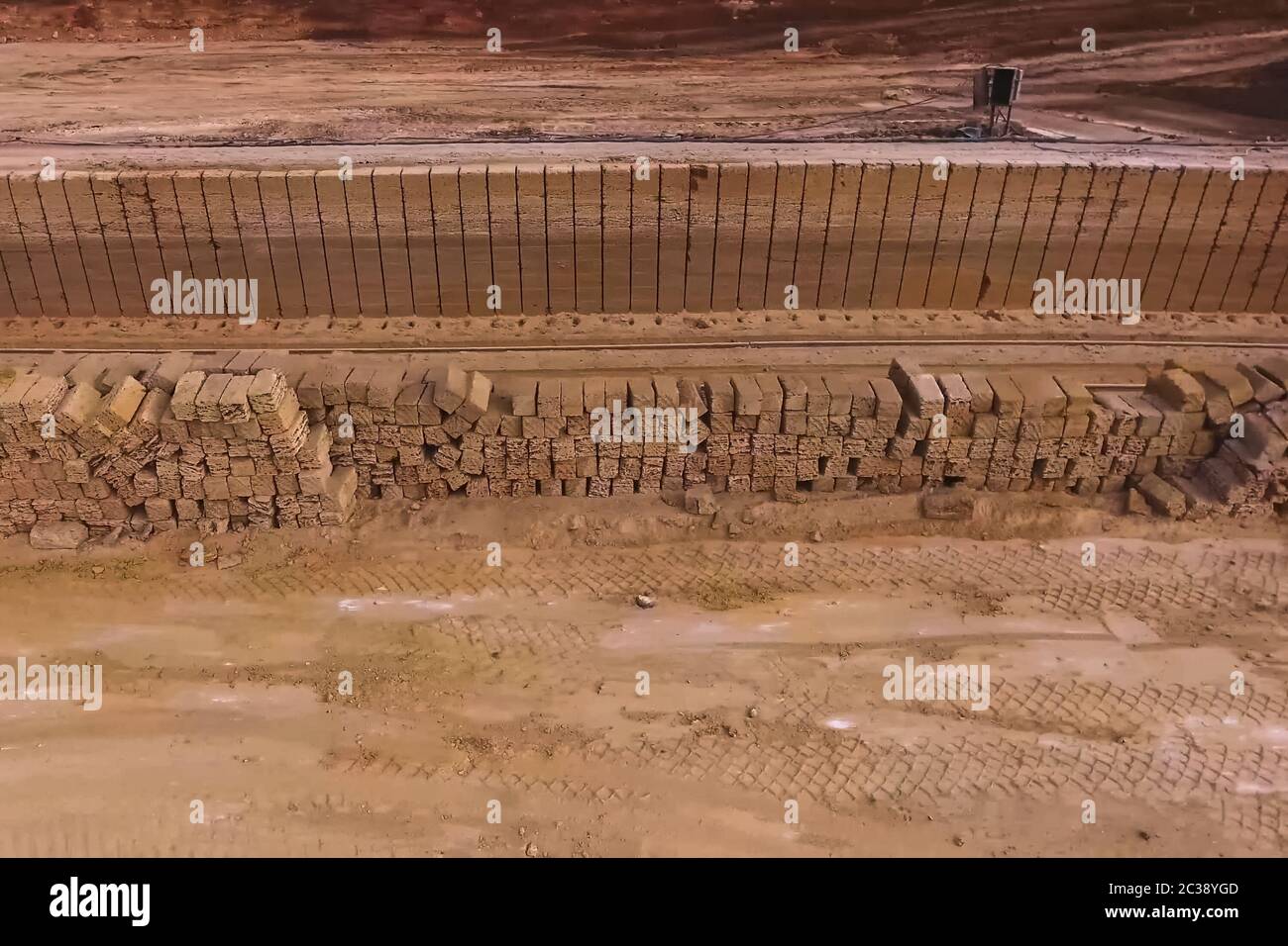 Shell brick quarry hi-res stock photography and images - Alamy