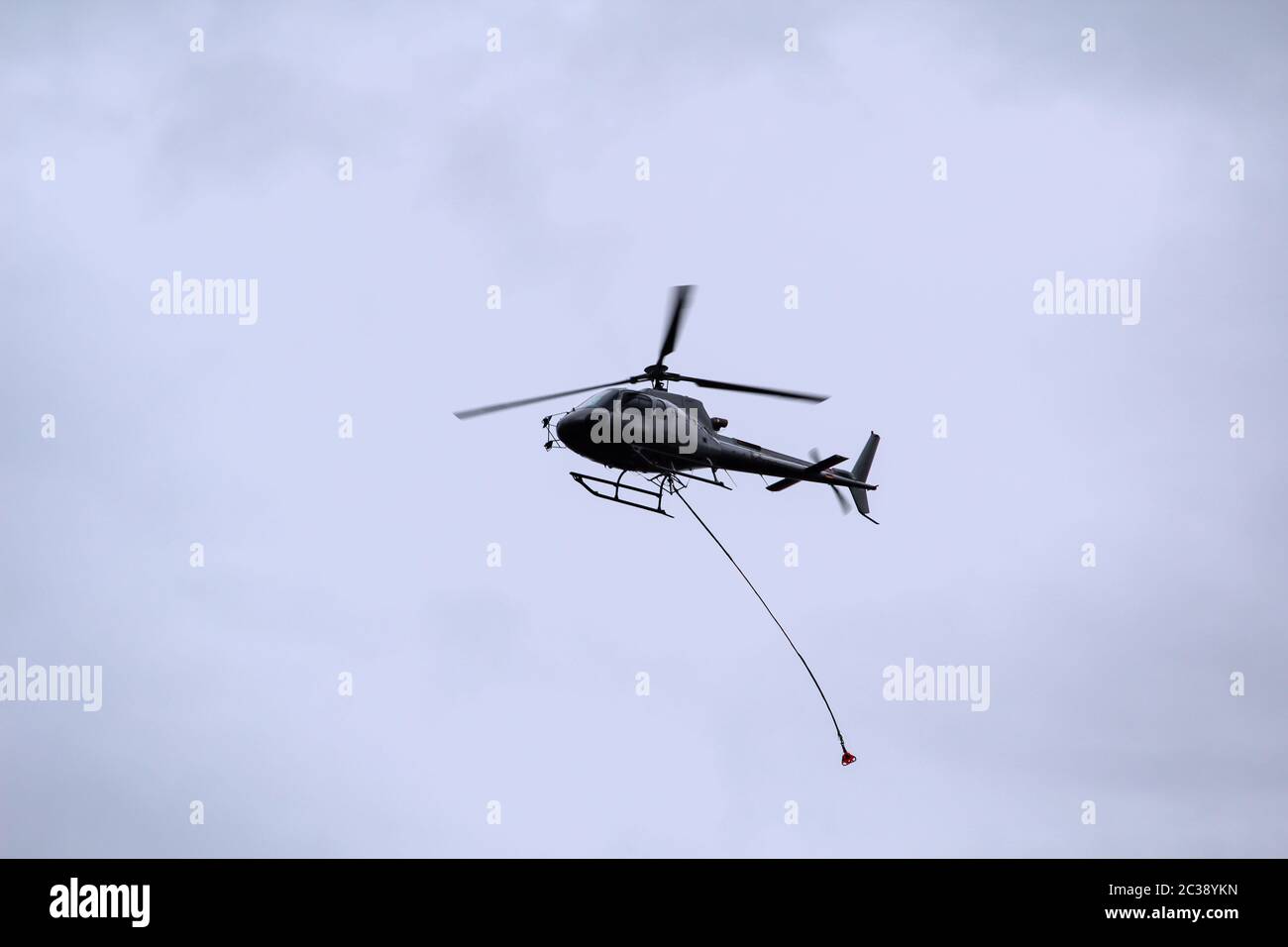 War helicopter flying on sky hi-res stock photography and images - Alamy