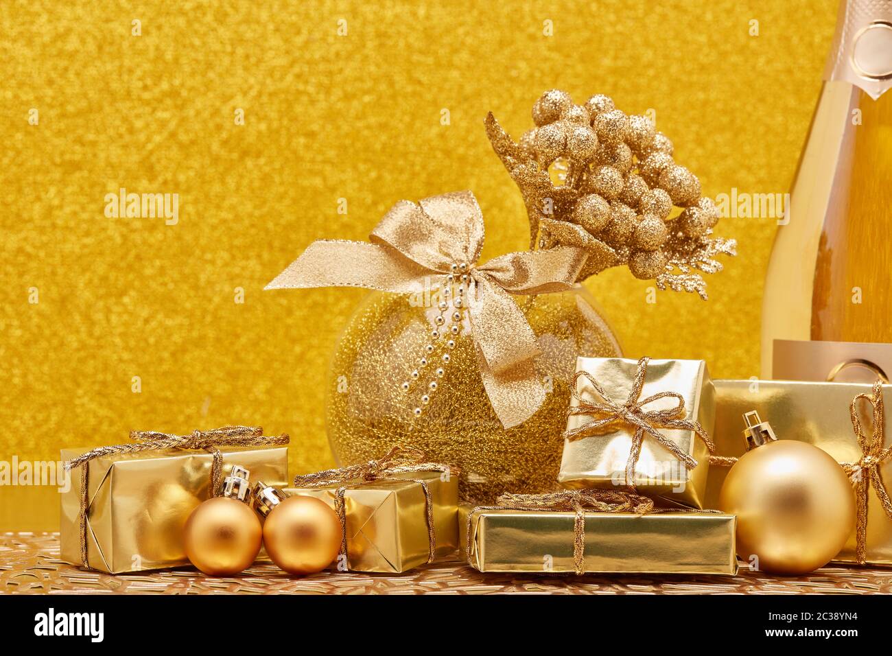 Closeup empty golden boxes hi-res stock photography and images - Alamy