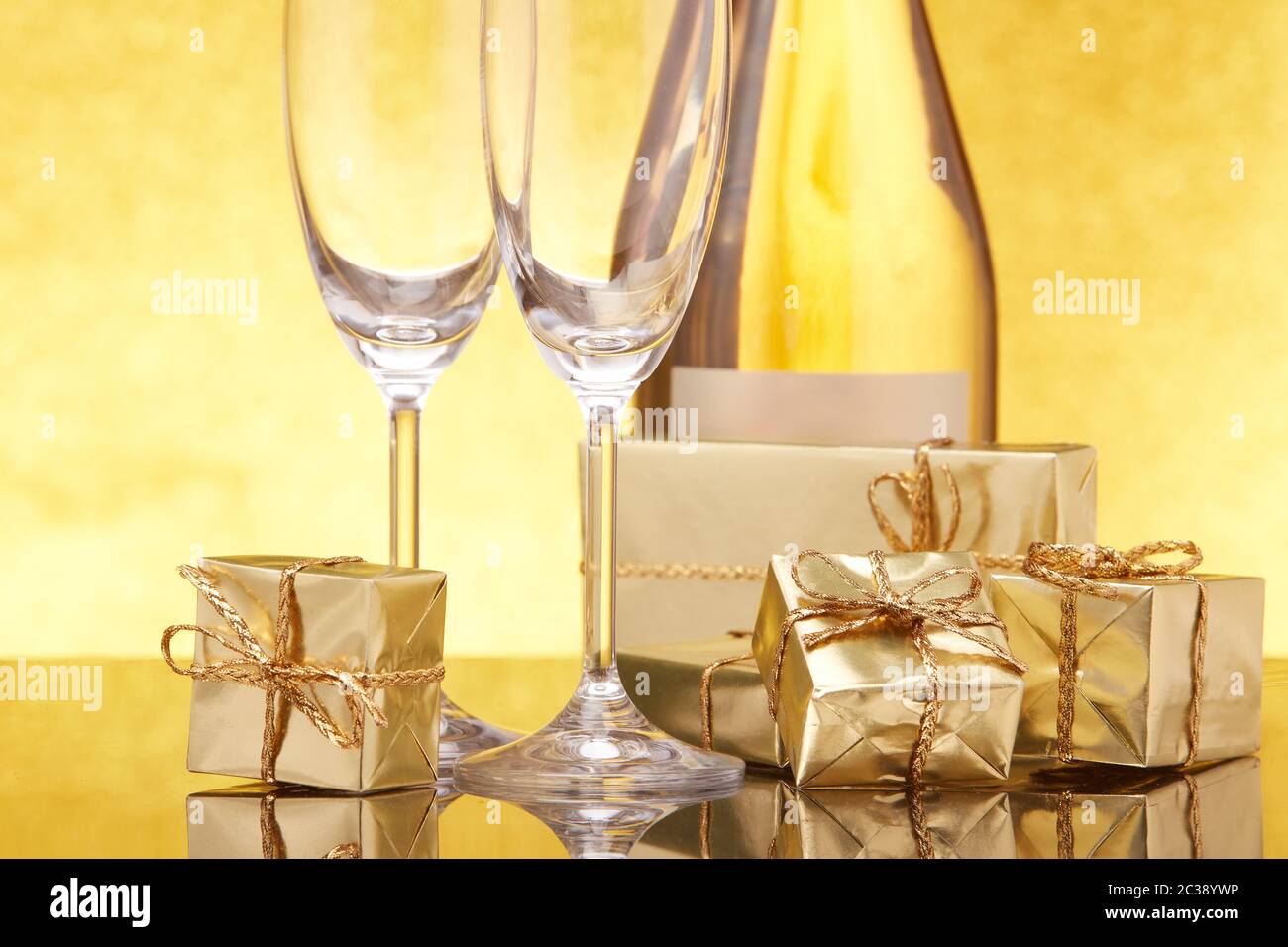 Empty champagne flutes bottle hi-res stock photography and images - Alamy
