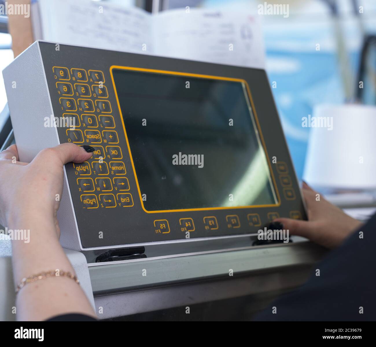 Machine knitting hi-res stock photography and images - Alamy