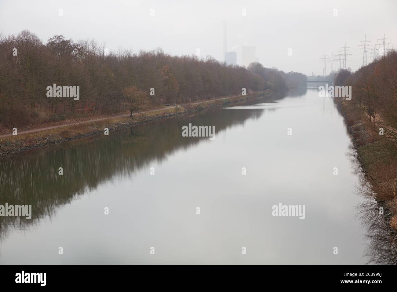 Dreary shore hi-res stock photography and images - Alamy