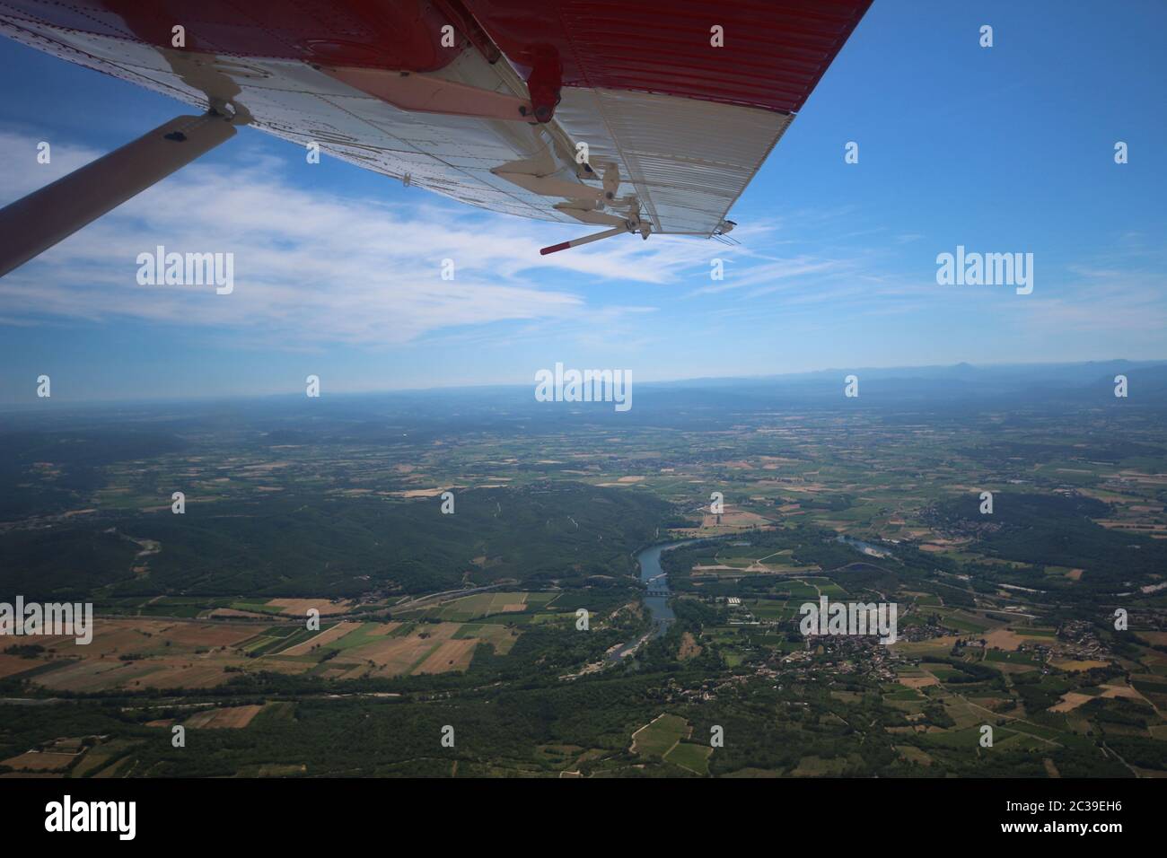 Parachute with birds hi-res stock photography and images - Alamy