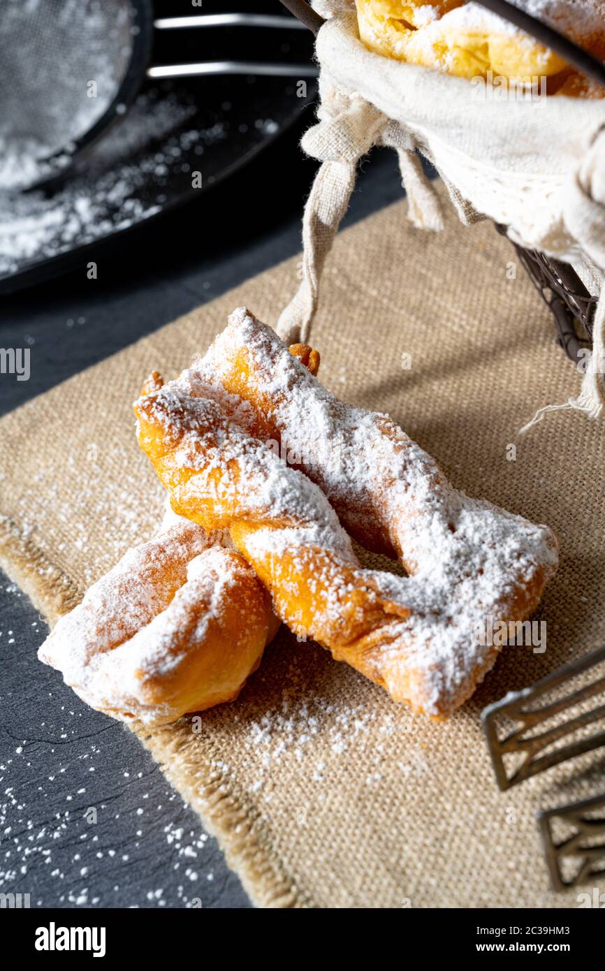 Raderkuchen hi-res stock photography and images - Alamy