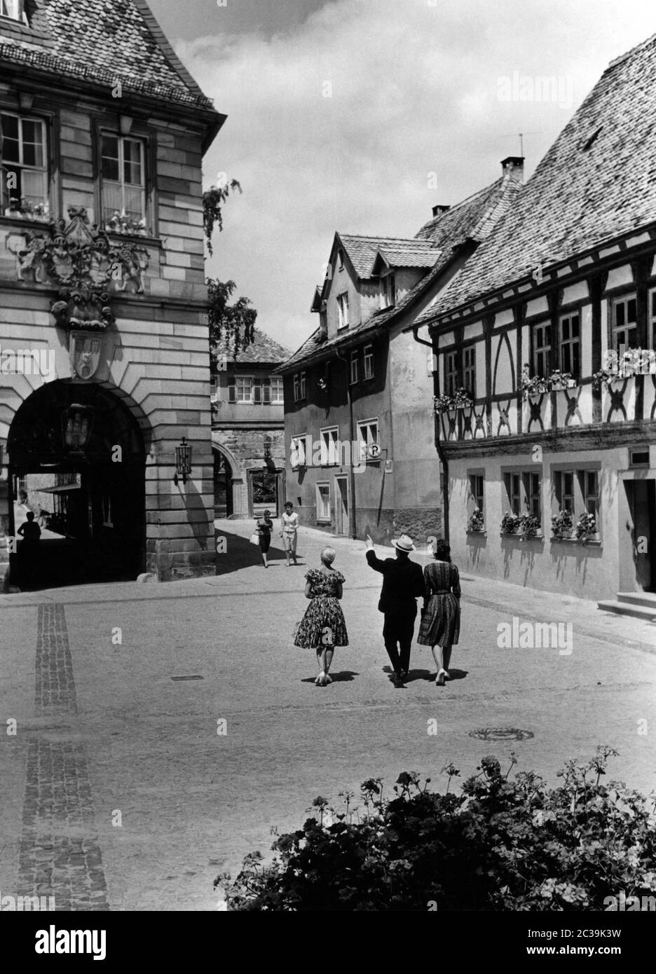 Rathausplatz (Town Hall Square) in the famous Bavarian spa town of Bad ...