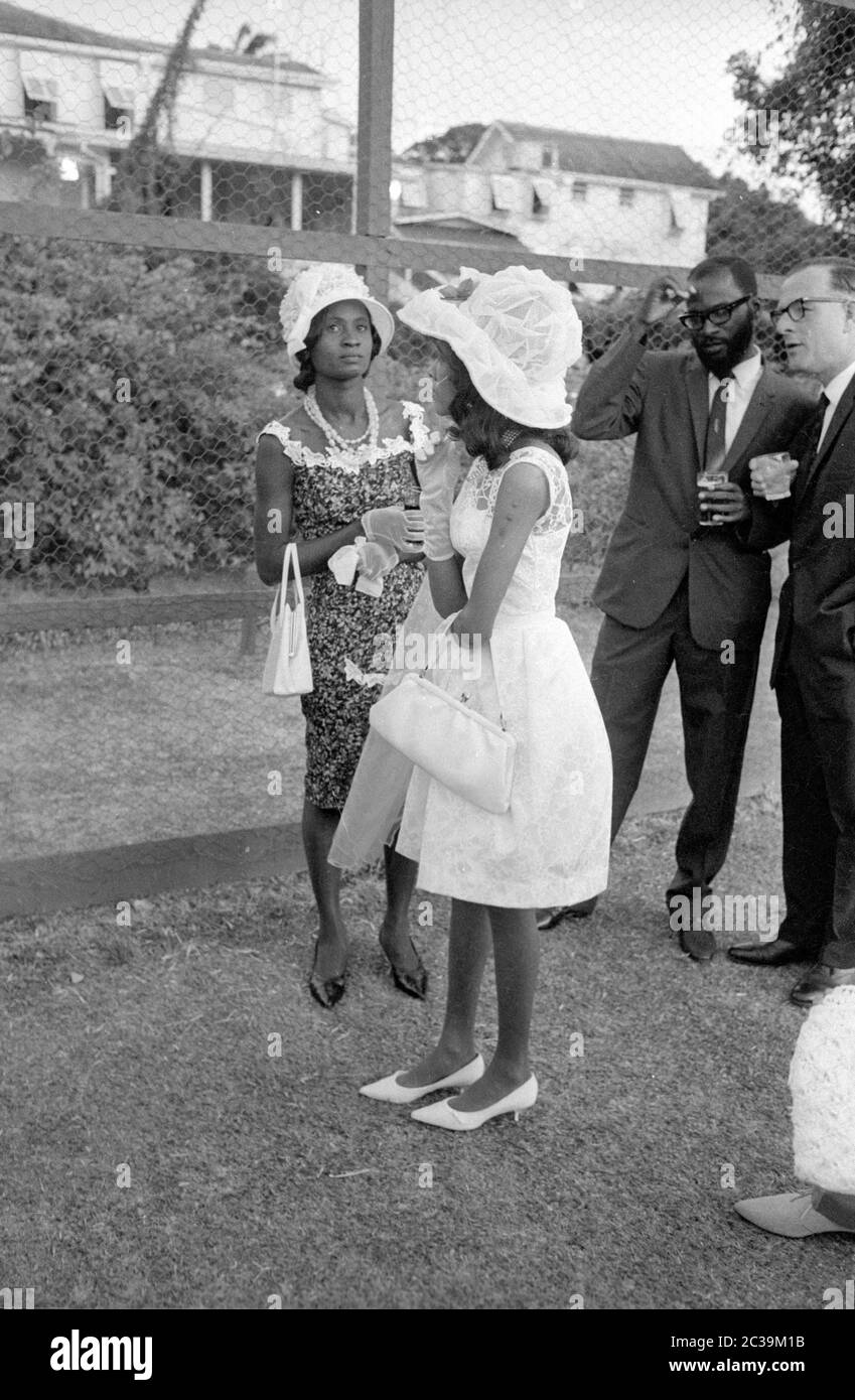 60s couples Black and White Stock Photos & Images - Alamy