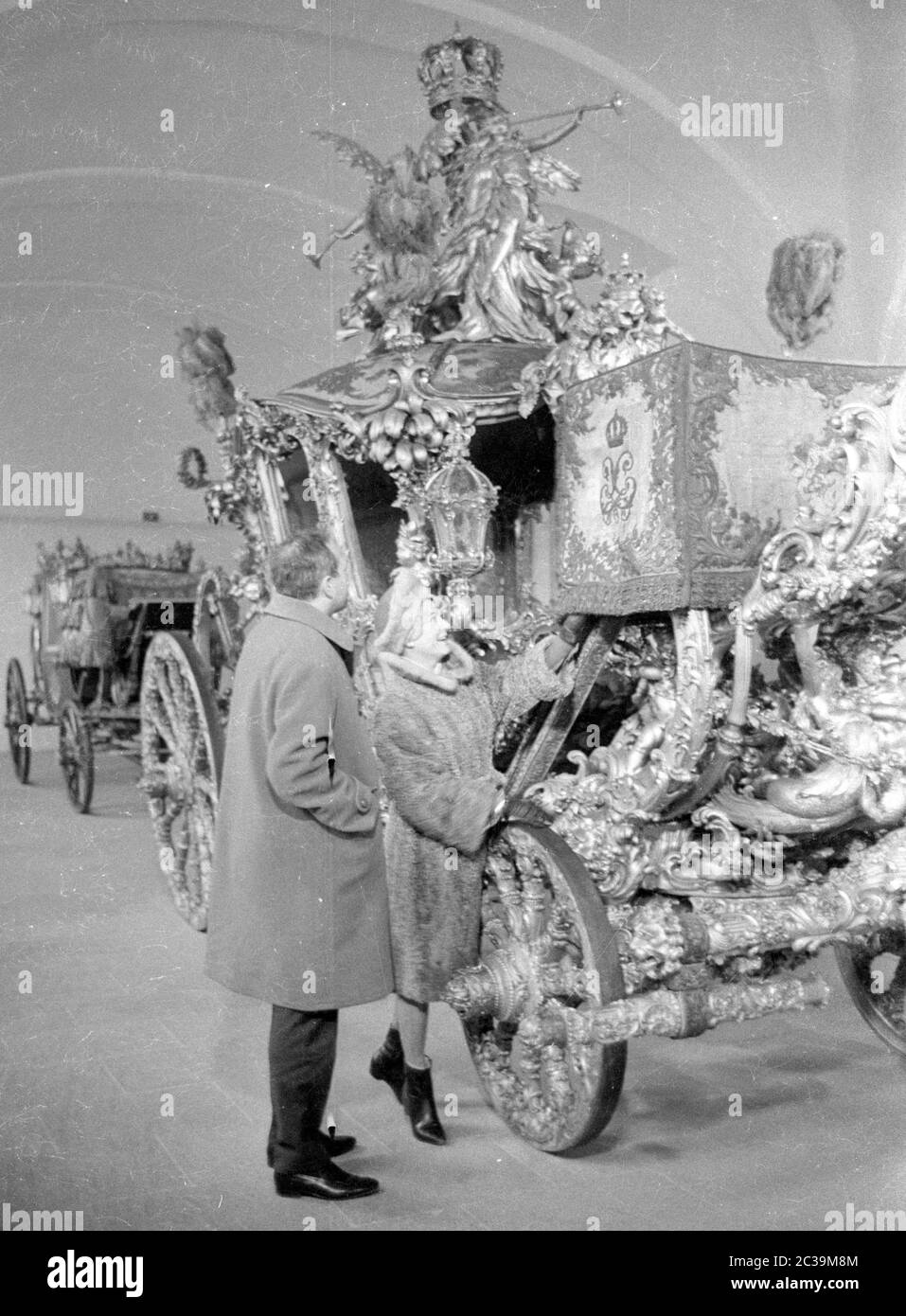 Photo reportage of a visit of Marika Roekk and Prince Konstantin to the ...