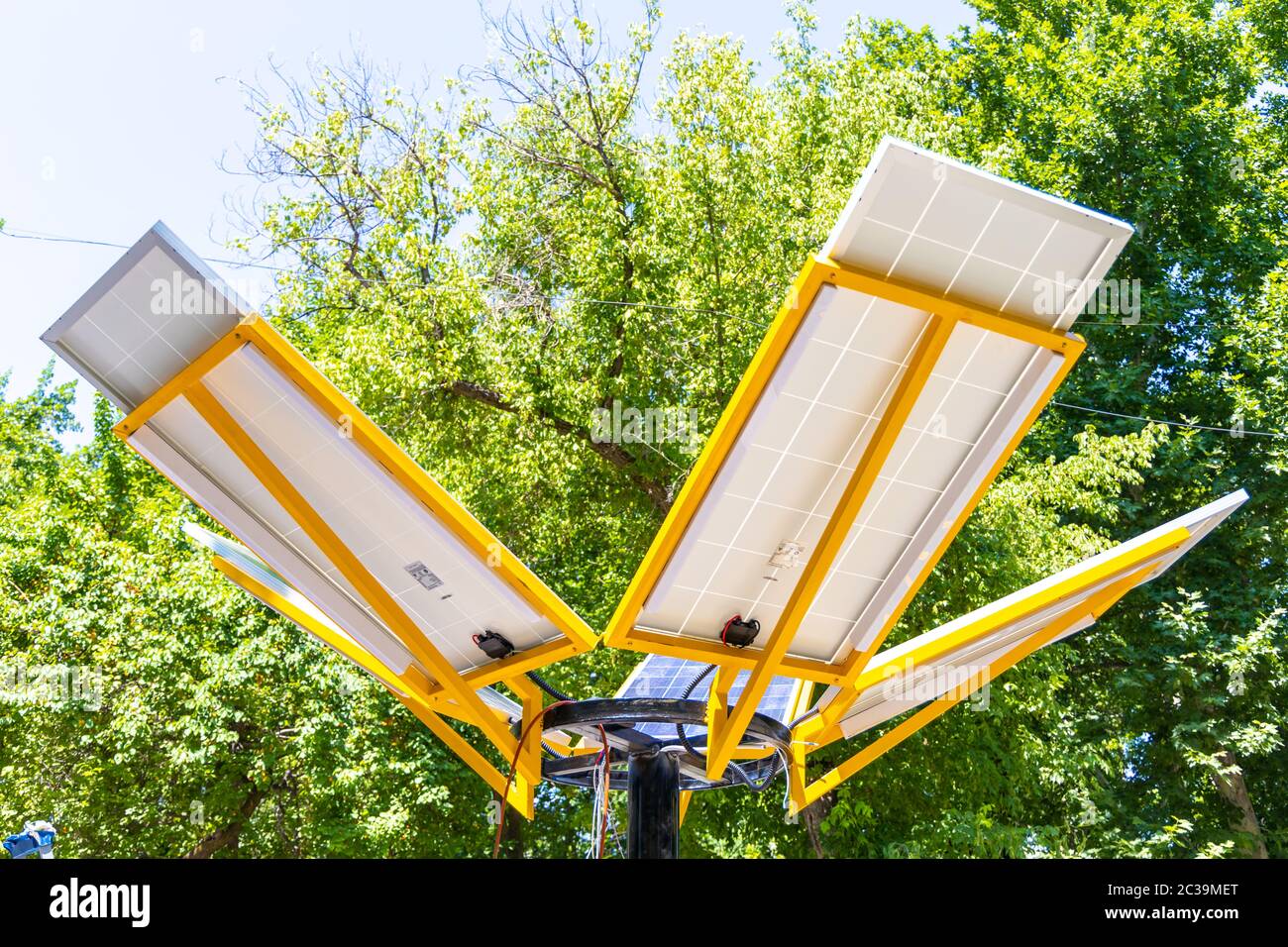 Modern solar park hi-res stock photography and images - Alamy