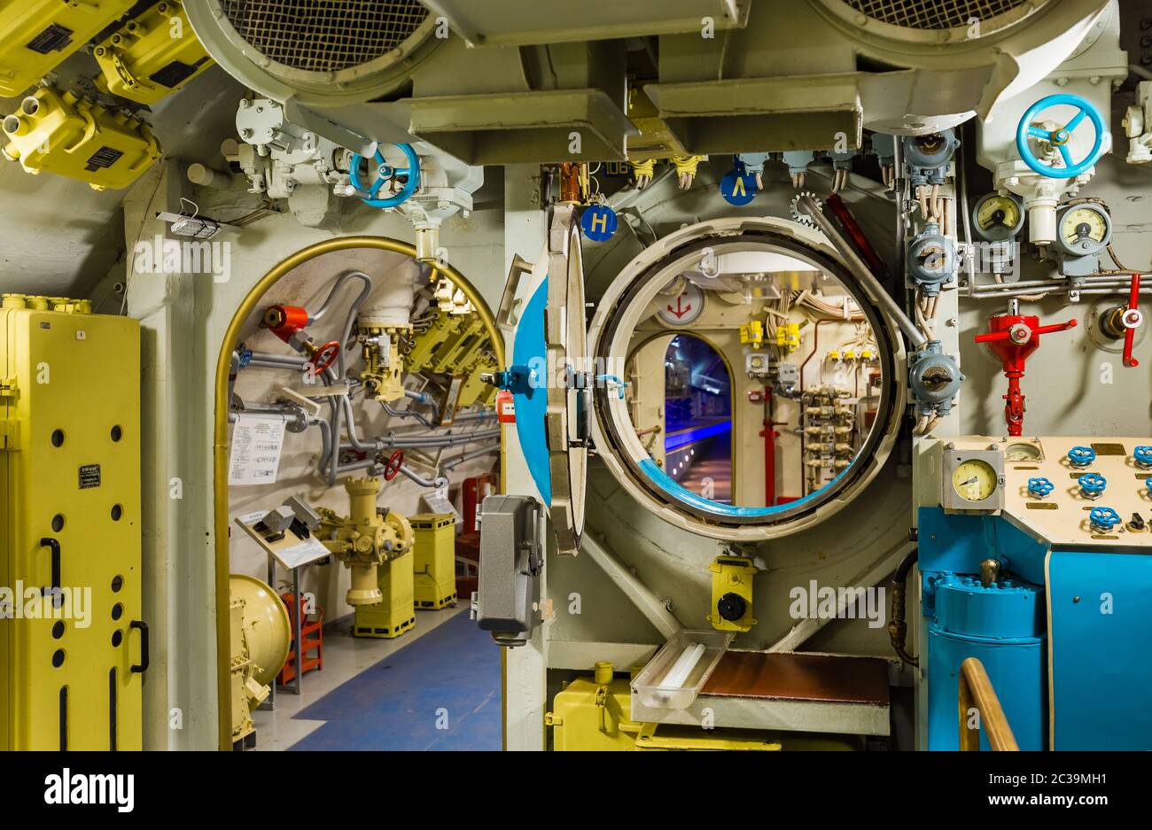 Russian submarine control room hi-res stock photography and images - Alamy Russian submarine control room hi-res stock photography and images - Alamy