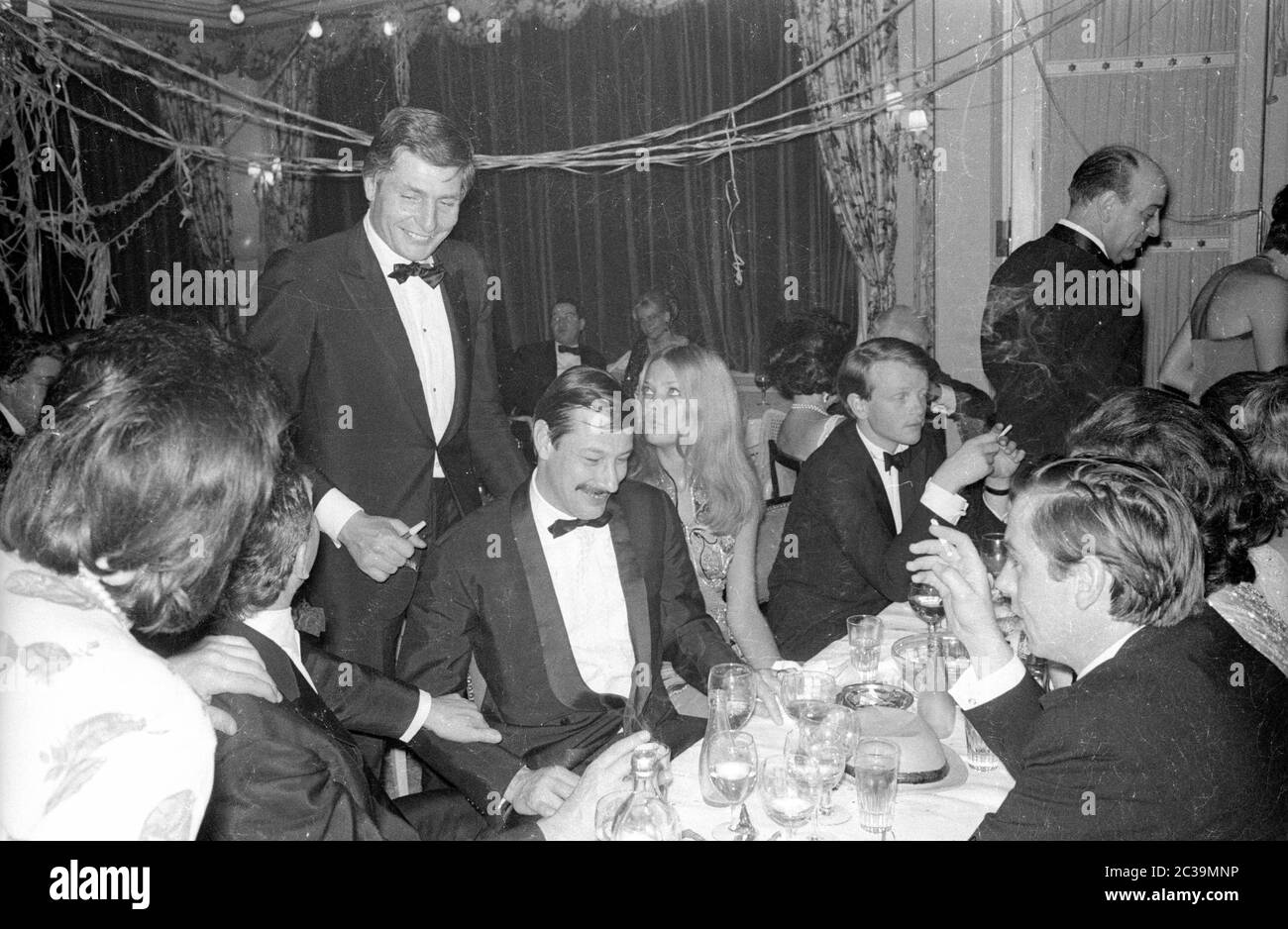 New Year's Eve party at the Palace Hotel St. Moritz in 1965/1966 ...