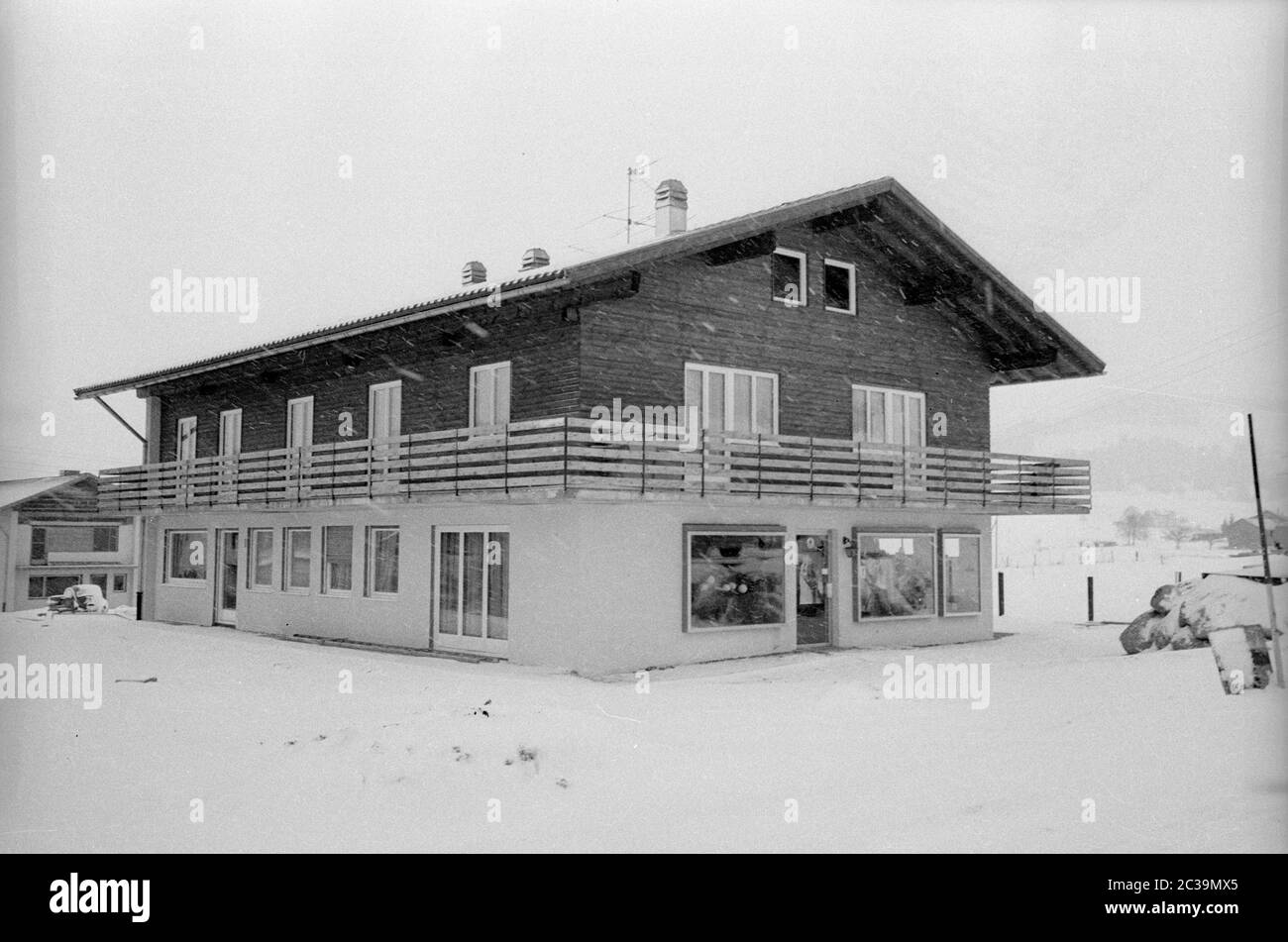 The building opened in 1965 Black and White Stock Photos & Images - Alamy