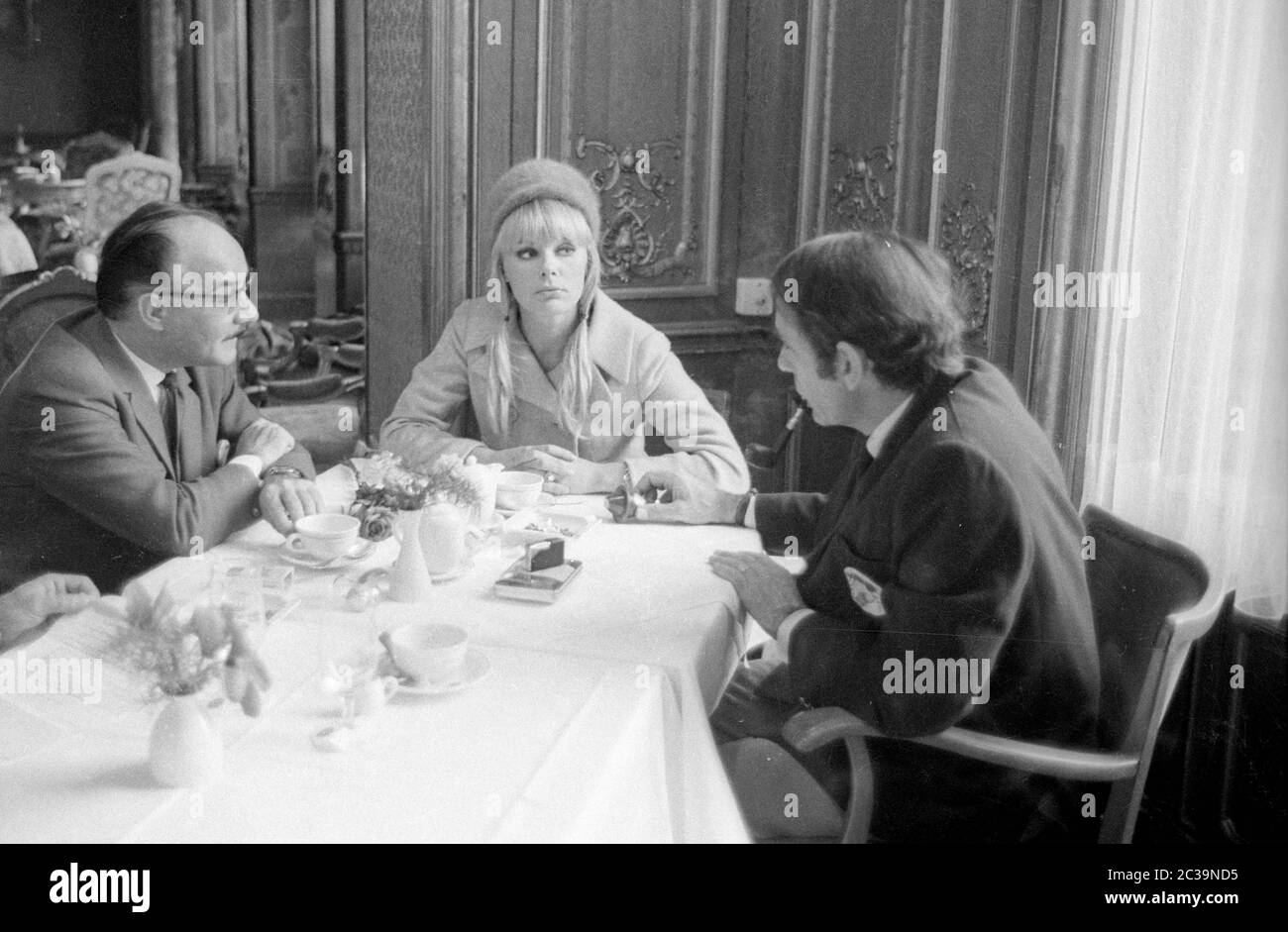 Elke Sommer with her husband John Hyams (right) in Berlin during an ...