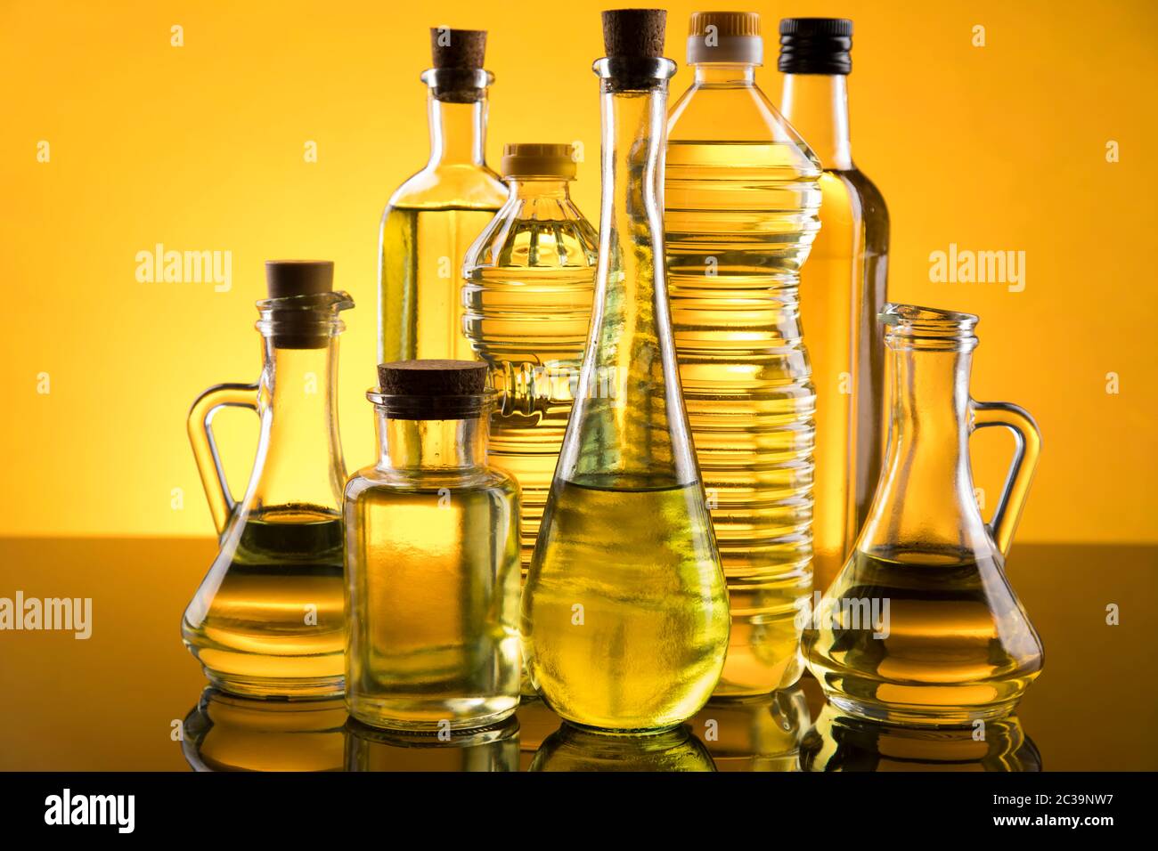 Cooking and food oil products Stock Photo - Alamy