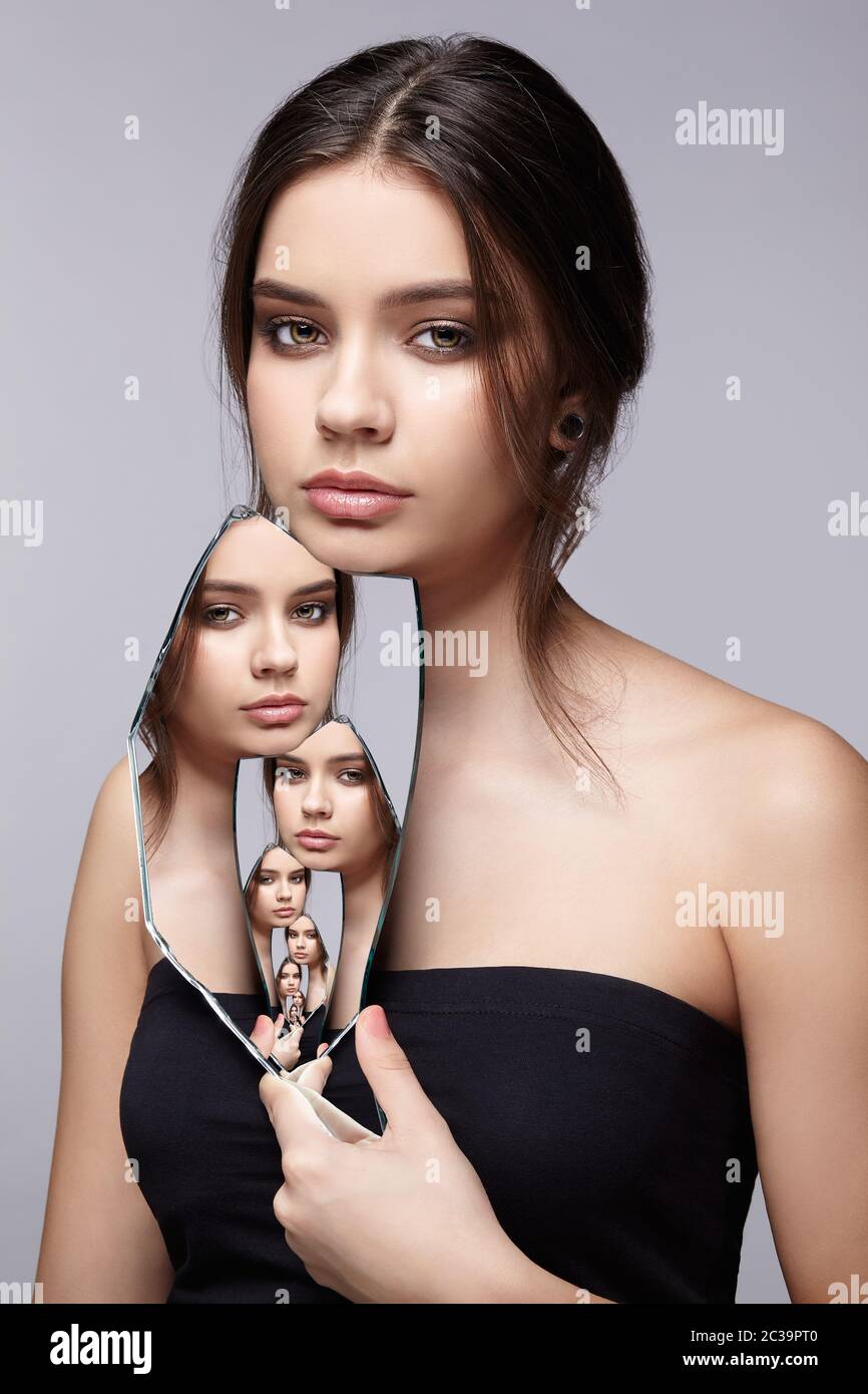 Multiple reflections people hi-res stock photography and images - Alamy
