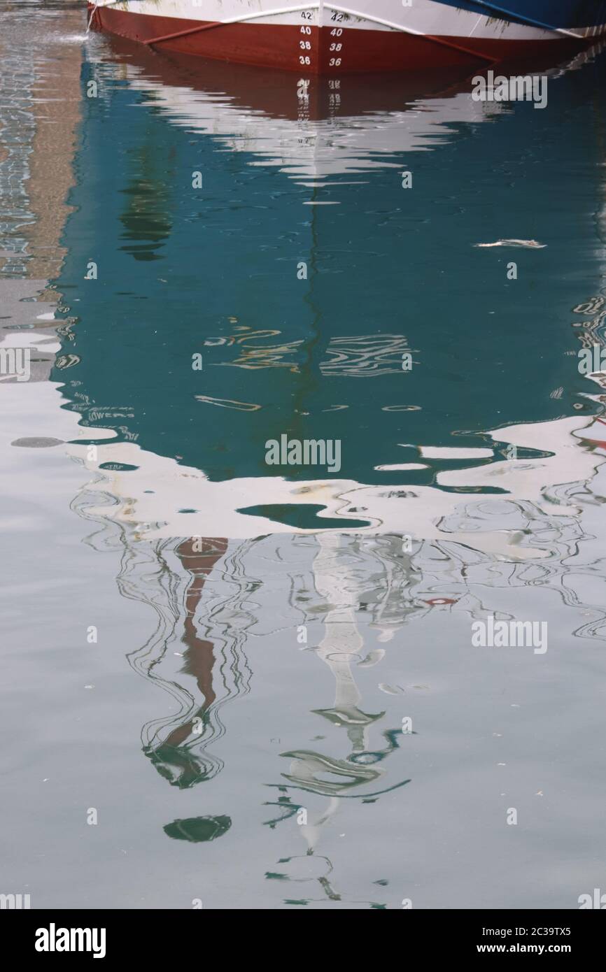 Water line on boat Stock Photo - Alamy