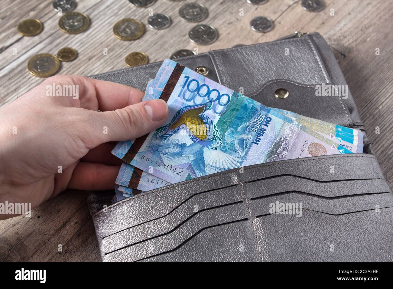 Tenge chart hi-res stock photography and images - Alamy