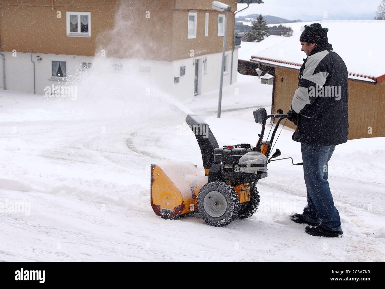Deep snow blower hi-res stock photography and images - Alamy
