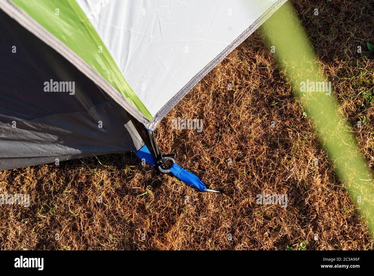 Fixed tent hi-res stock photography and images - Alamy