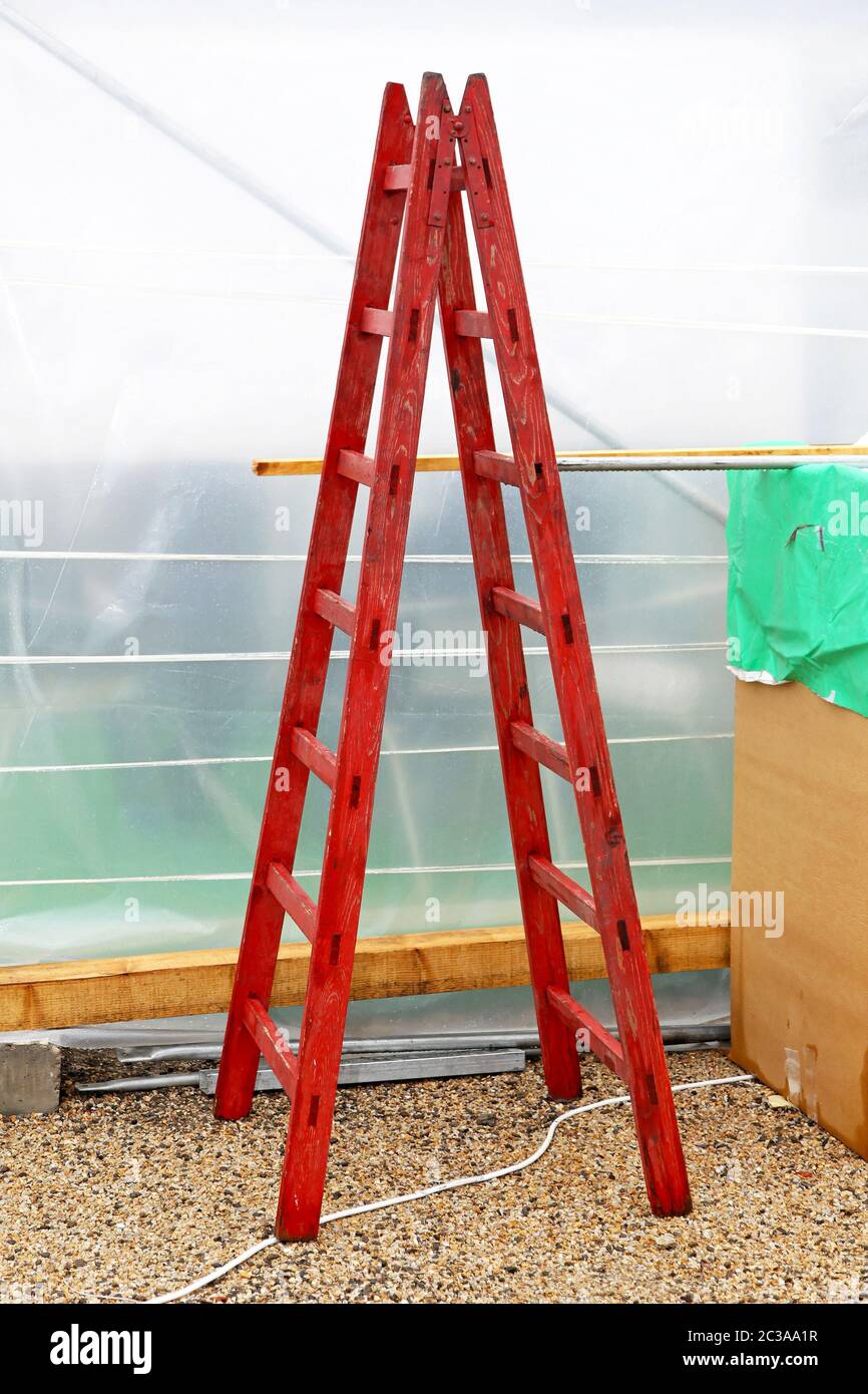 Ladder stiles hi-res stock photography and images - Alamy