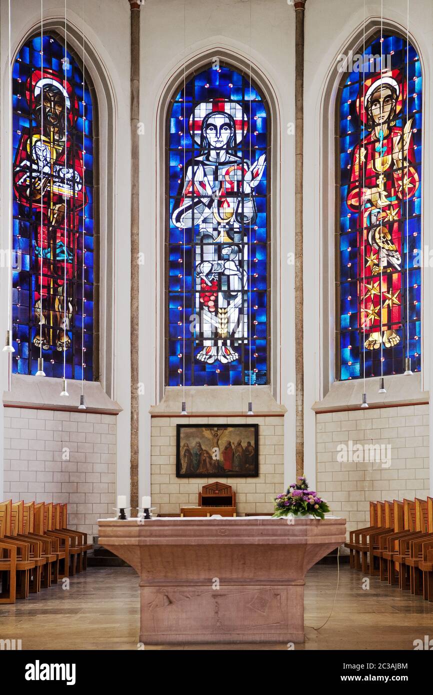 Inside catholic church hi-res stock photography and images - Alamy