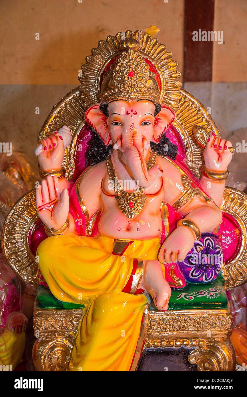Statue of Hindu God Ganesha. close up of Ganesha Idol at an artist's ...