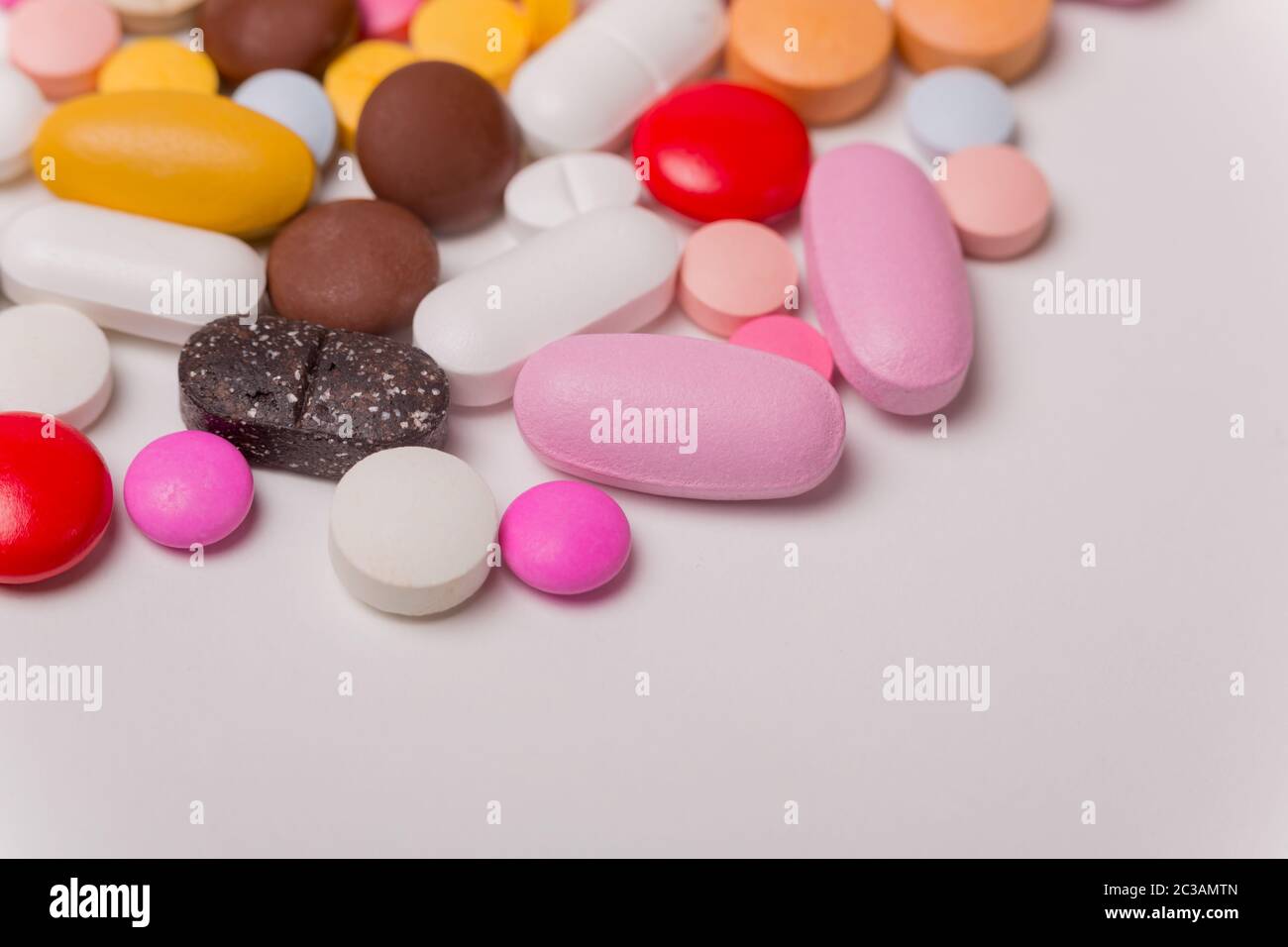 different Tablets pills capsule heap mix therapy drugs Stock Photo - Alamy