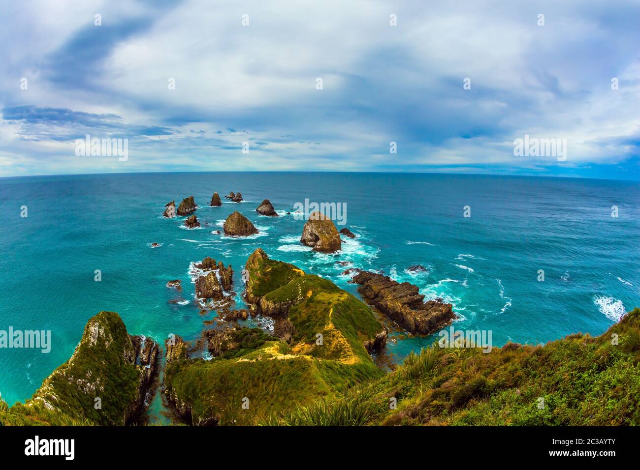 Nugget point cliff view hi-res stock photography and images - Alamy