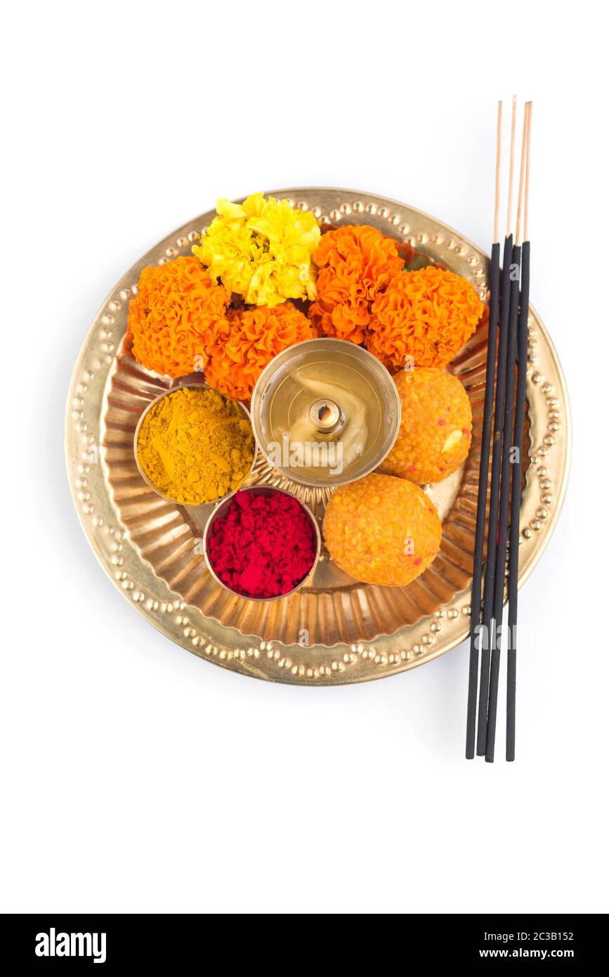 Haldi kumkum hi-res stock photography and images - Alamy